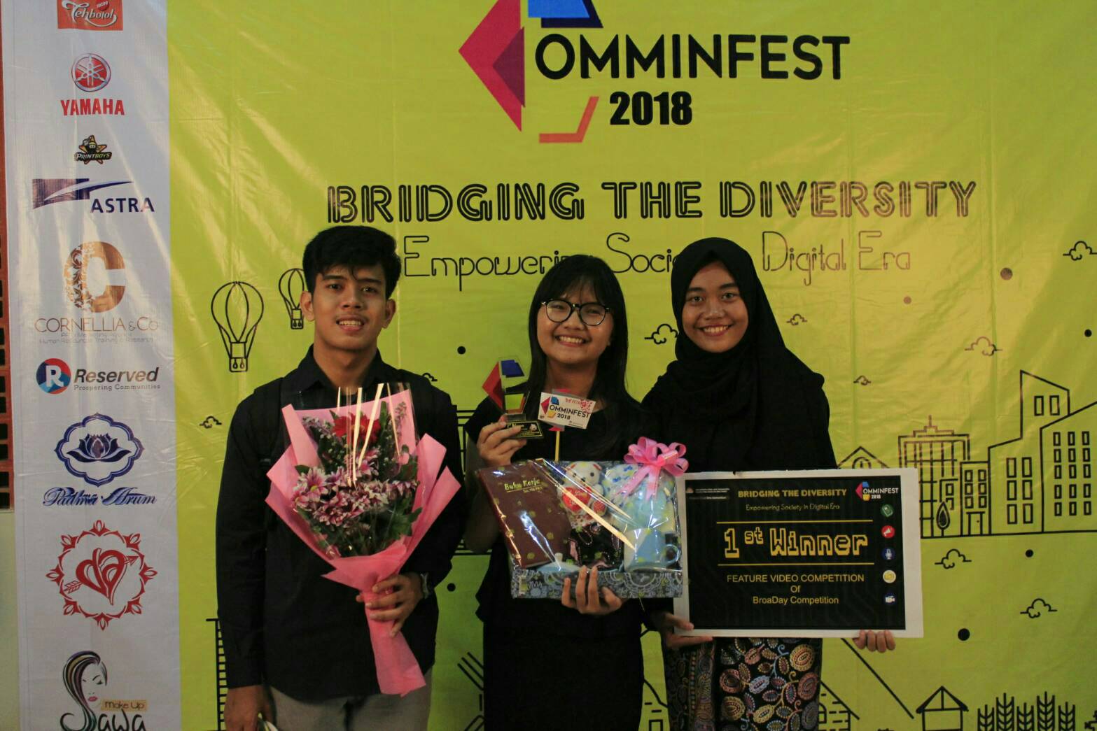 2 Delegasi Dari Ilmu Komunikasi Universitas Diponegoro Berhasil ...